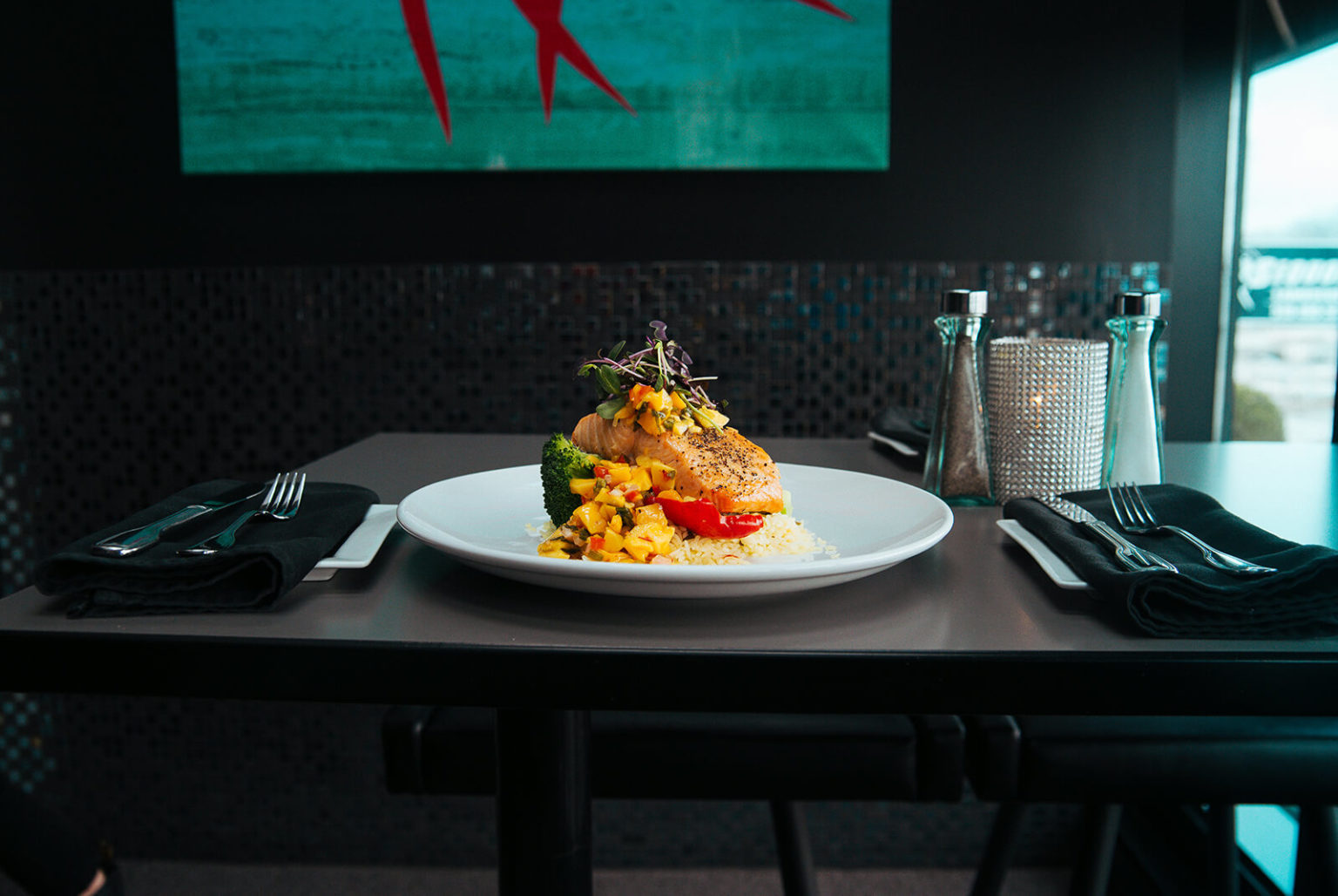 Restaurant - Home Page - Big Fish Steak & Lounge