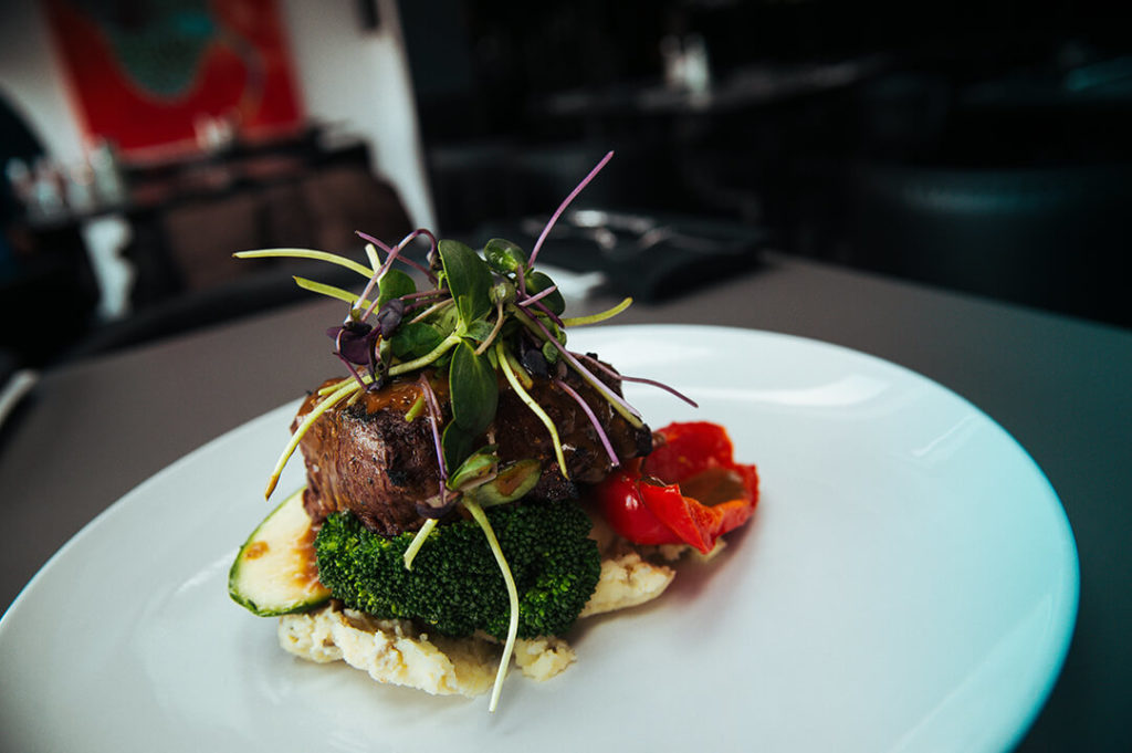 Restaurant - Home Page - Big Fish Steak & Lounge